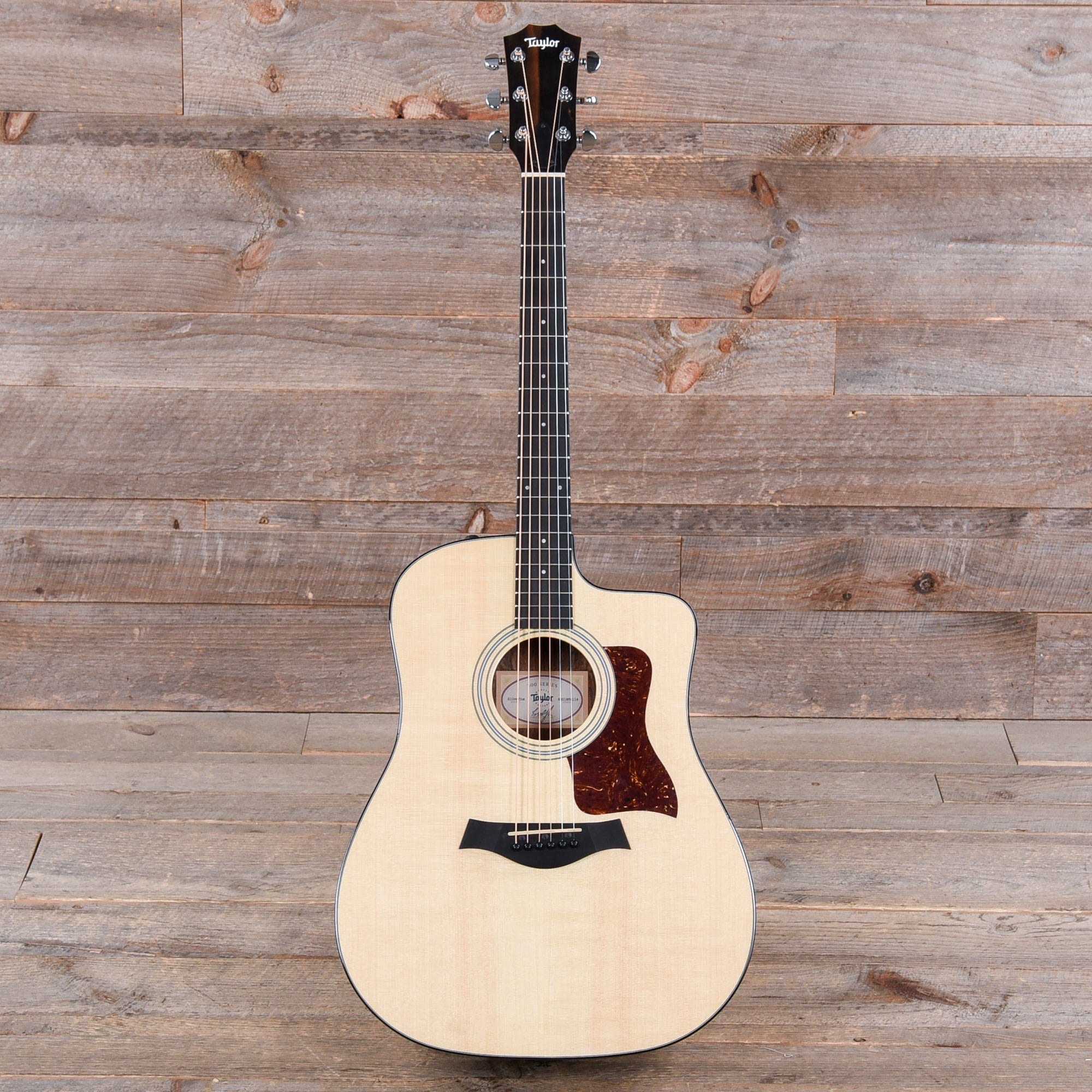 Taylor 210ce Plus Dreadnought Sitka/Rosewood Natural ES2 – Chicago Music Exchange