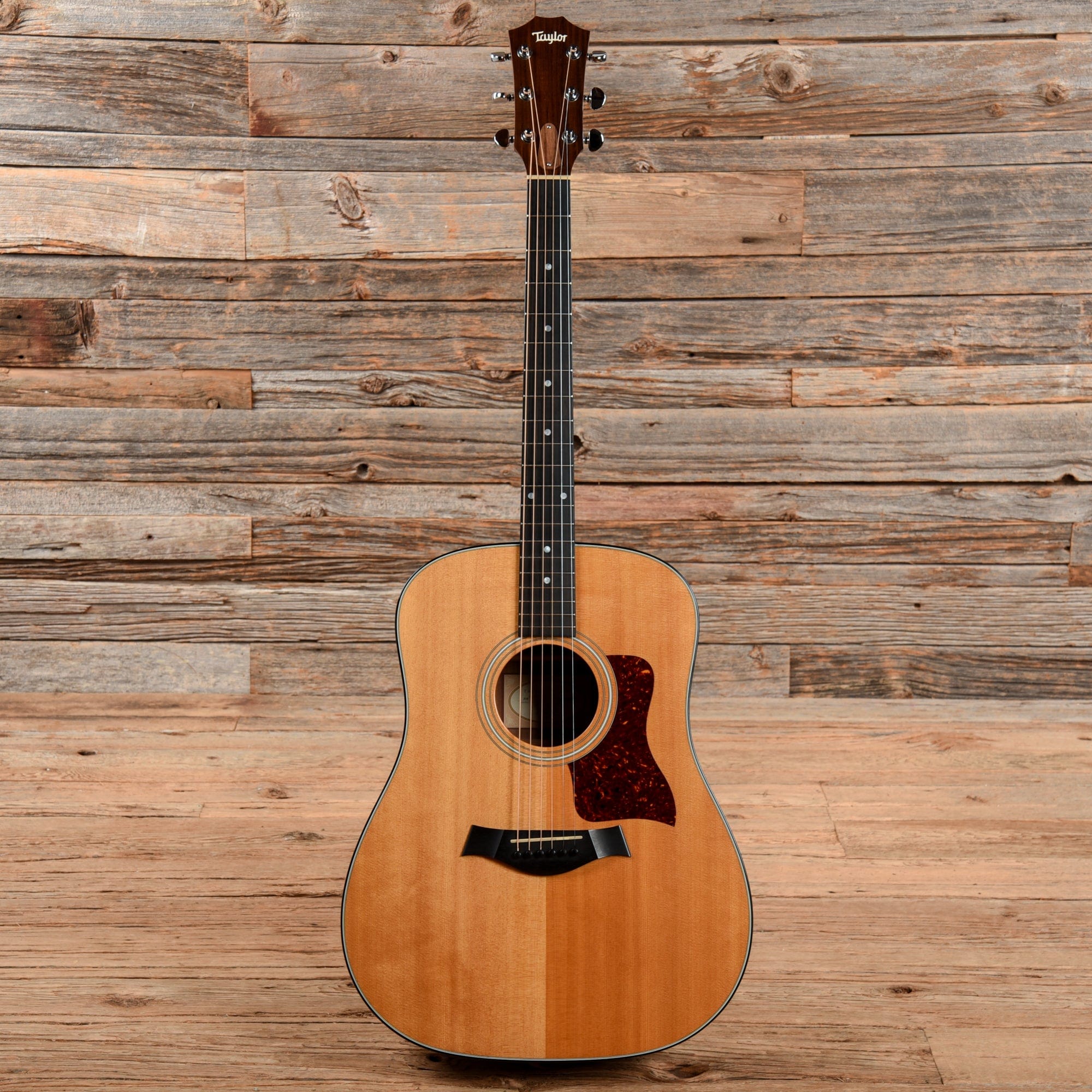 Taylor 310 Natural 2000 – Chicago Music Exchange