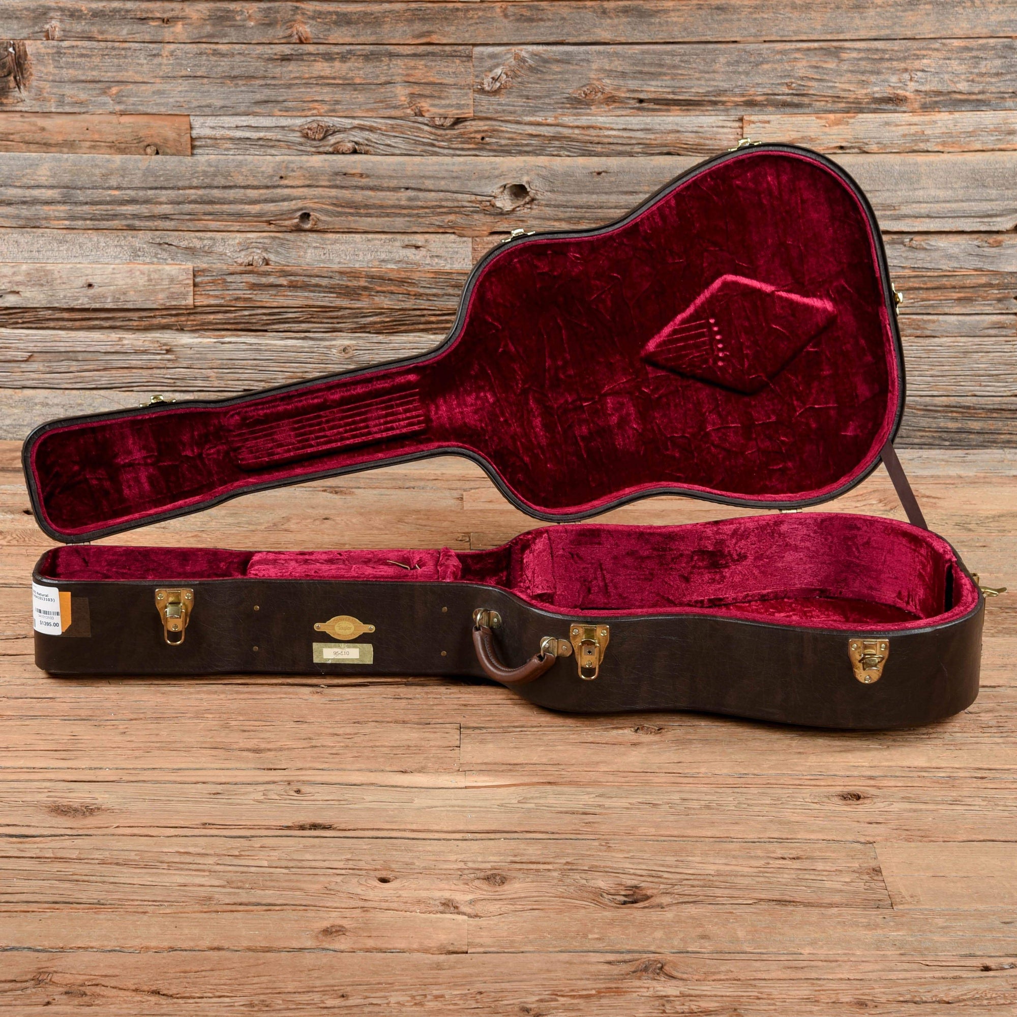 Taylor 510 Natural 1995 – Chicago Music Exchange