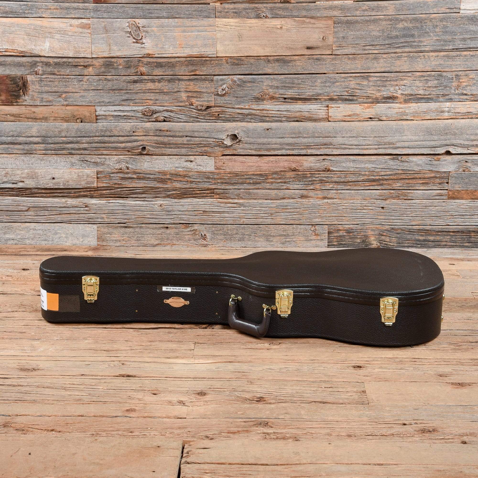 Taylor 610e Natural 2015 – Chicago Music Exchange