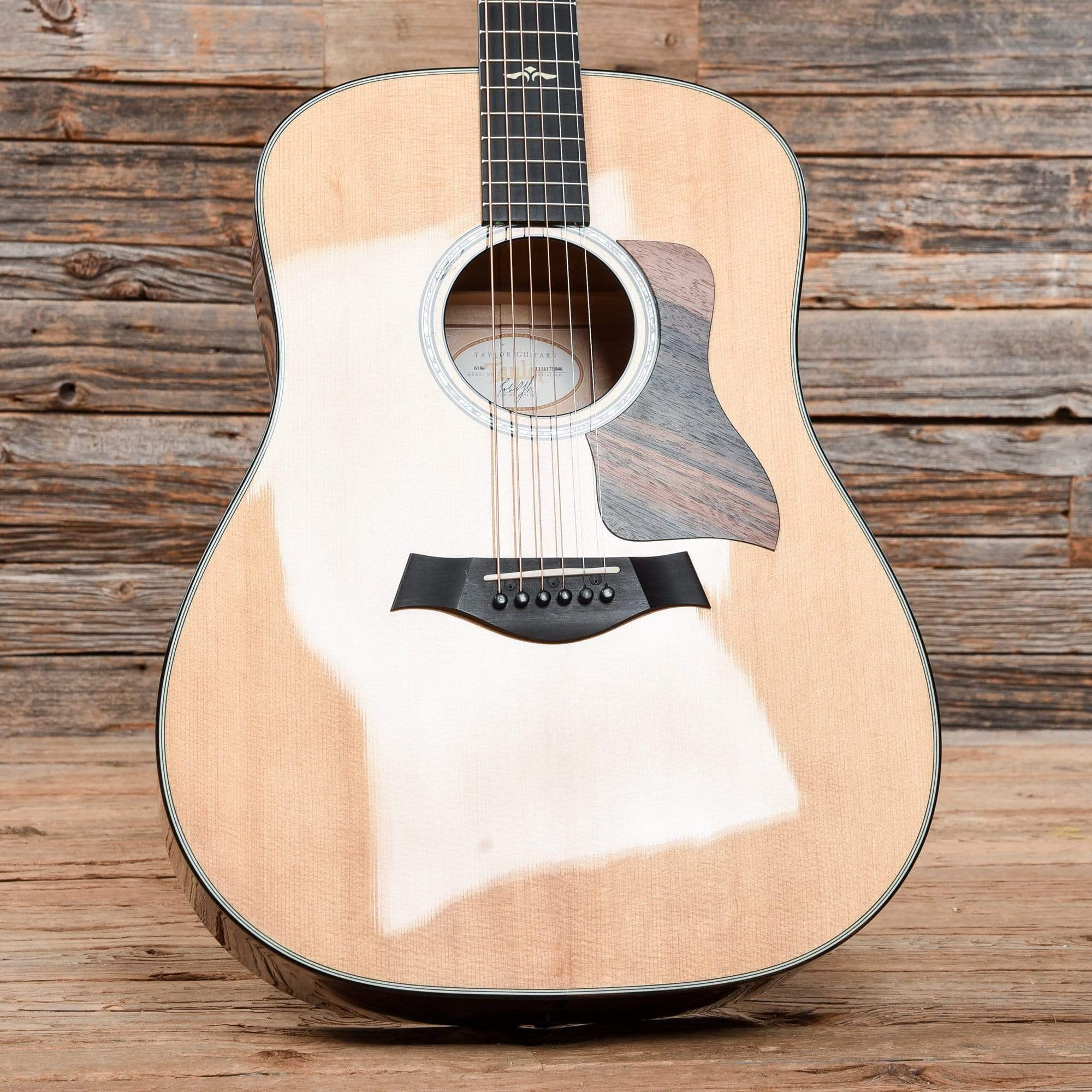 Taylor 610e Natural 2015 – Chicago Music Exchange