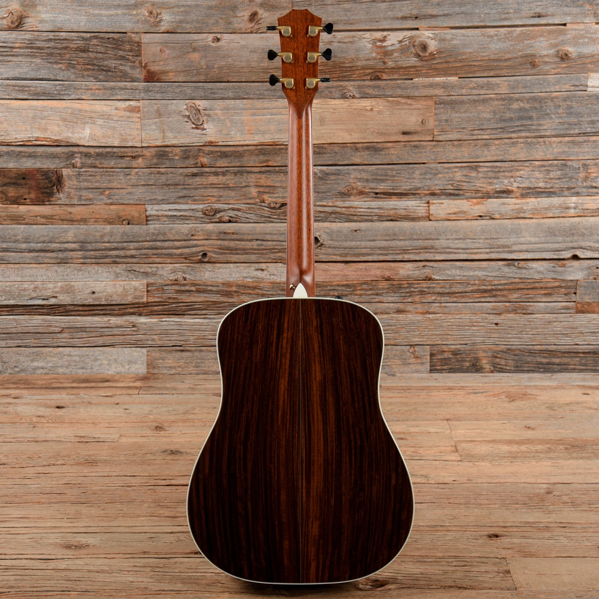 Taylor 810e-LTD Natural 2010 – Chicago Music Exchange