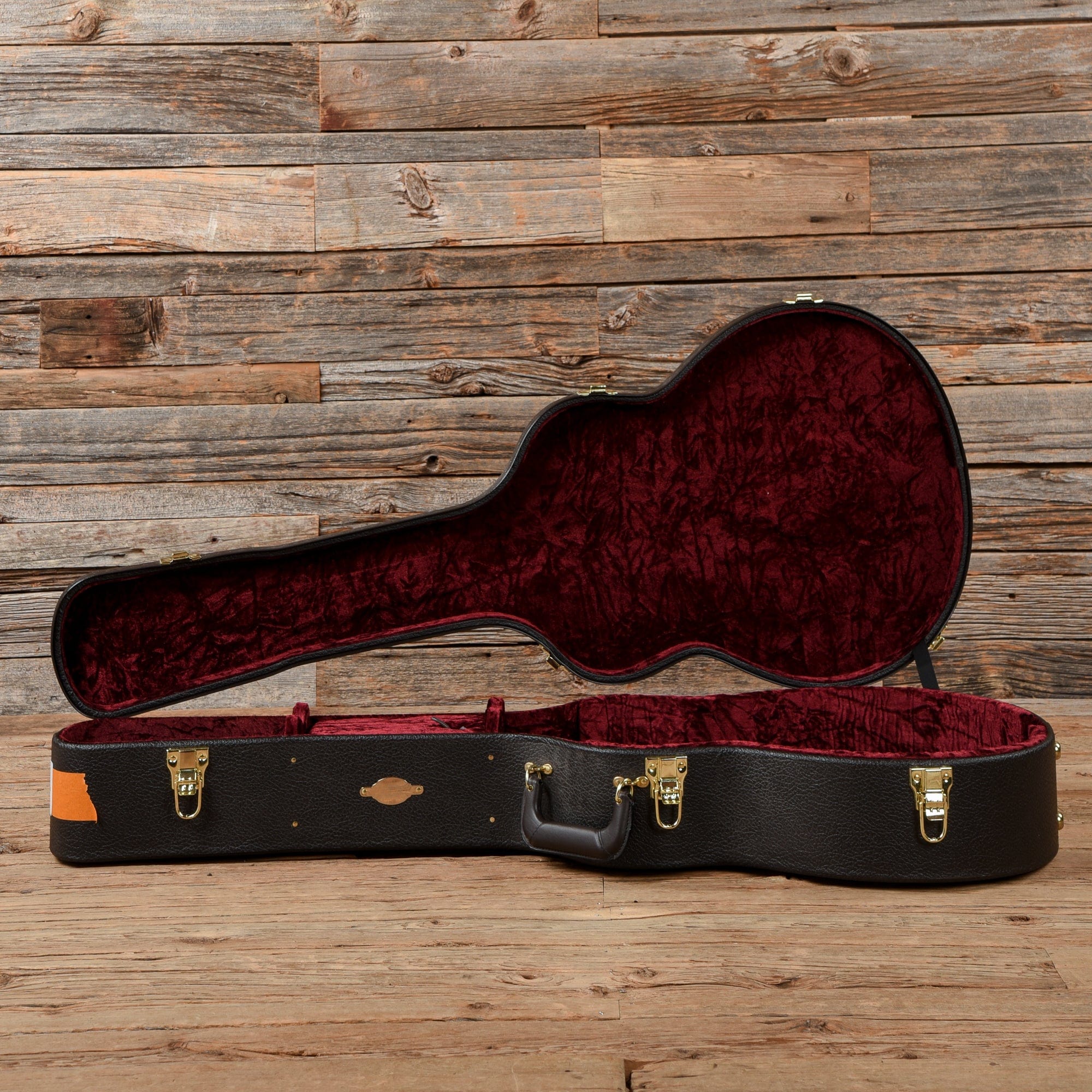 Taylor 618e Natural – Chicago Music Exchange