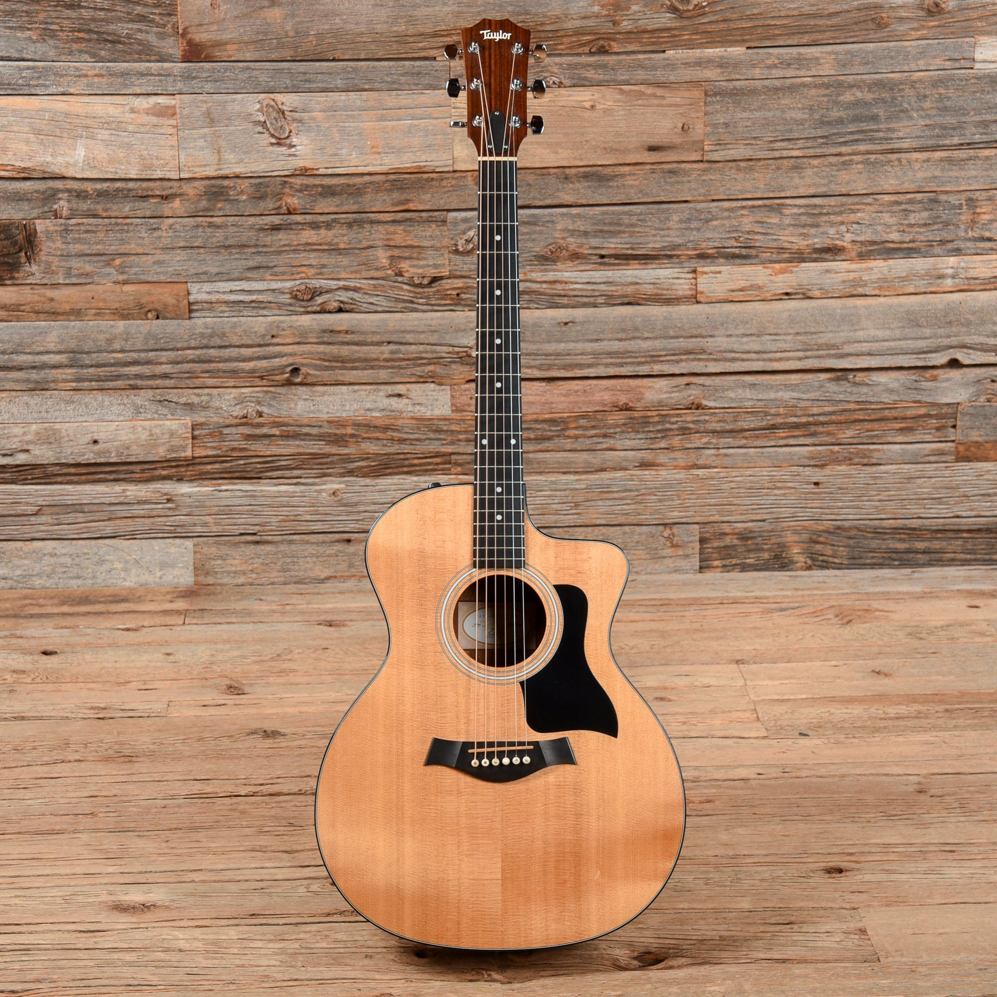 Taylor 114ce Natural 2015 – Chicago Music Exchange