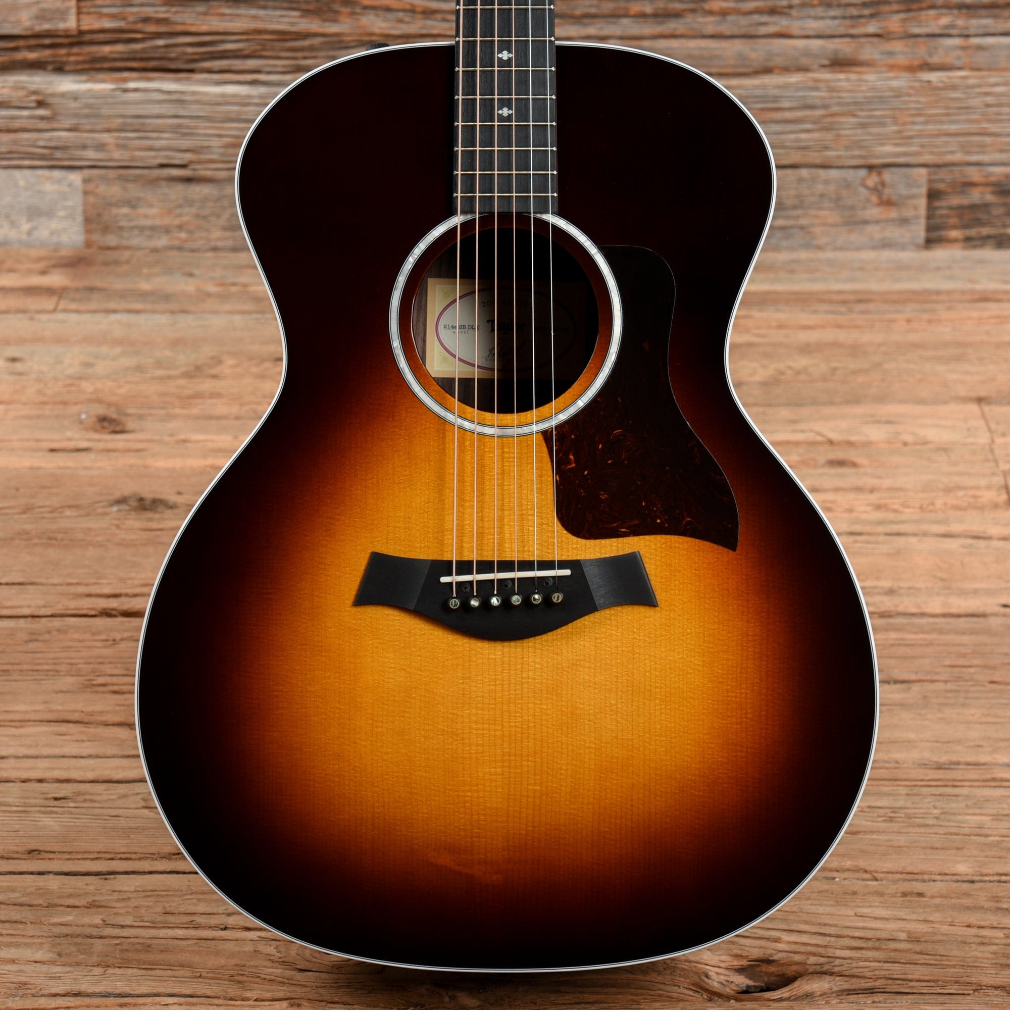 Taylor 214e-SB DLX Sunburst 2021 – Chicago Music Exchange