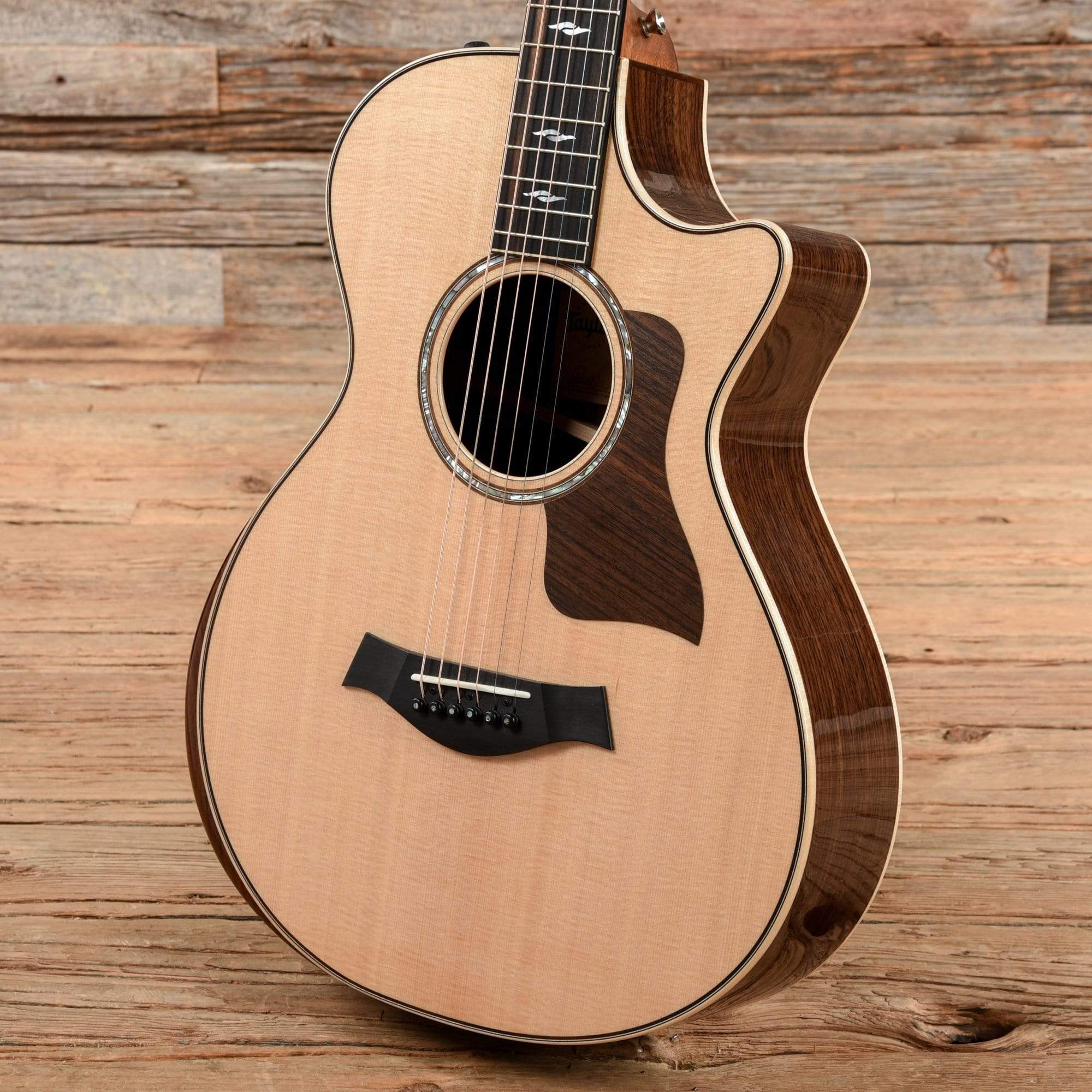 Taylor 812ce 12-Fret DLX with V-Class Bracing Natural 2021 – Chicago ...