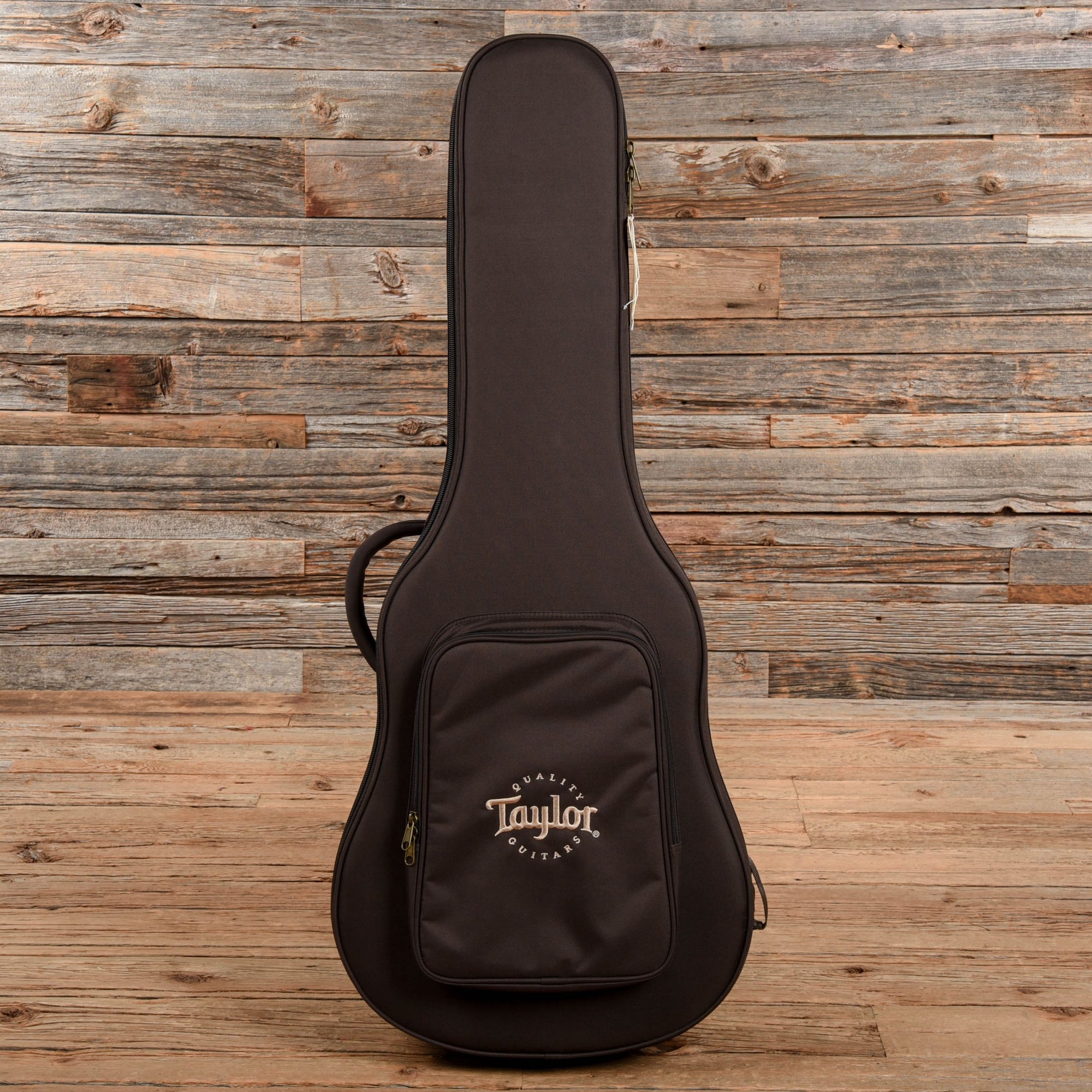 Taylor AD17e American Dream Grand Pacific Red Top – Chicago Music Exchange