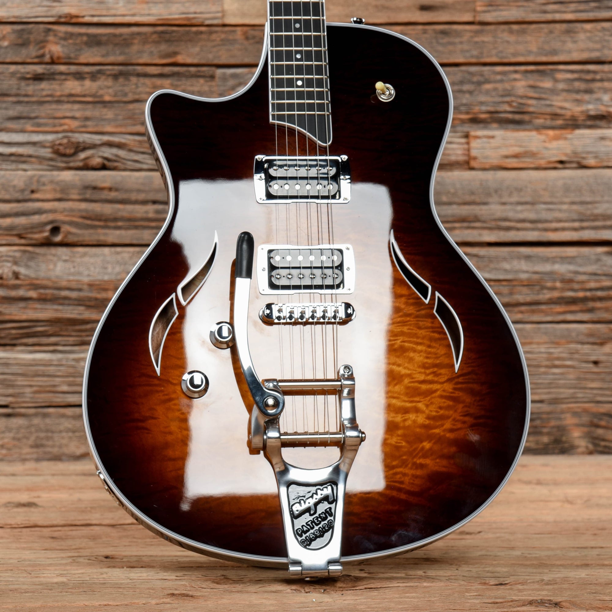 Taylor T3/B Semi-Hollow Electric Guitar w/ Bigsby Quilted Tobacco Sunb ...