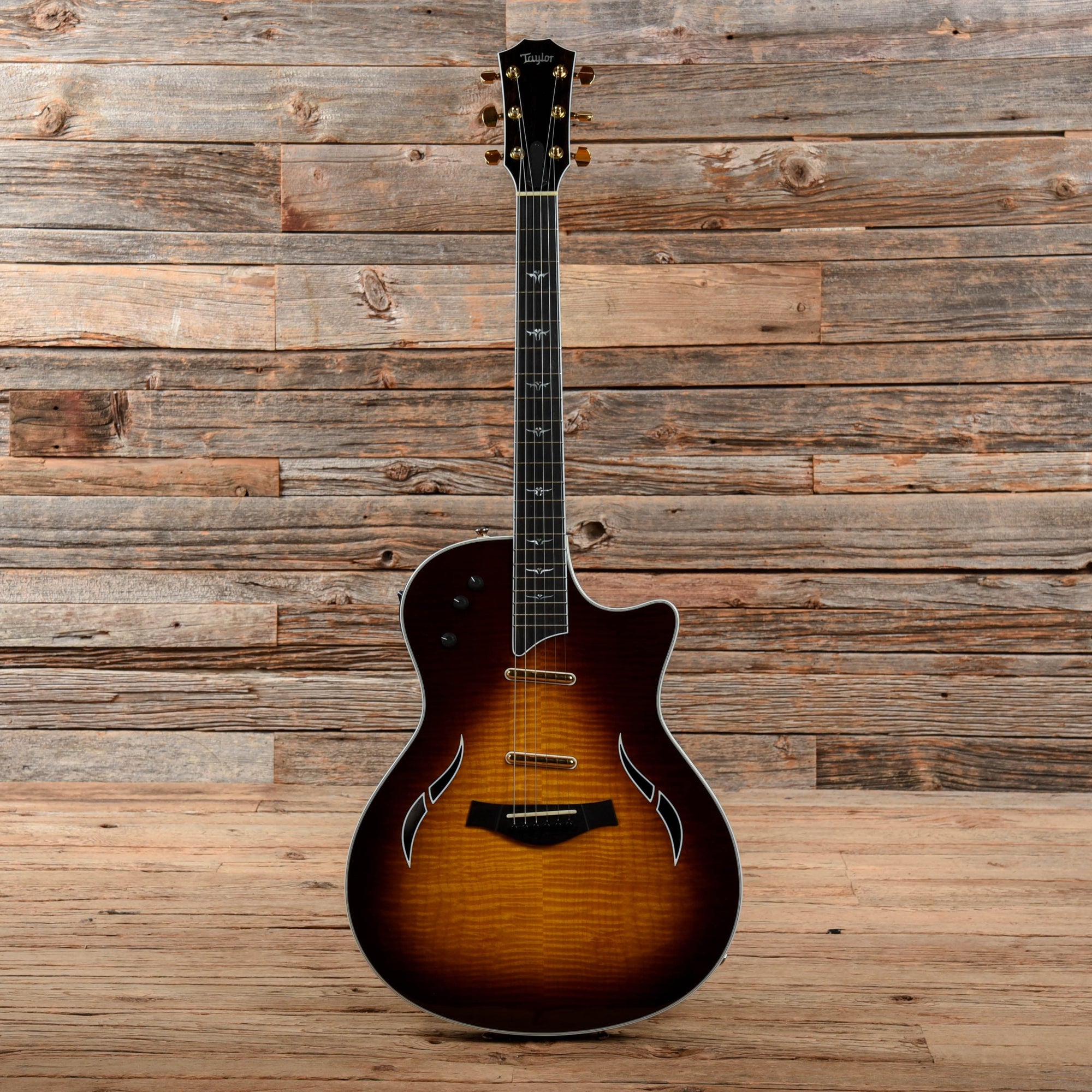 Taylor T5-C1 Flamed Sunburst 2006 – Chicago Music Exchange