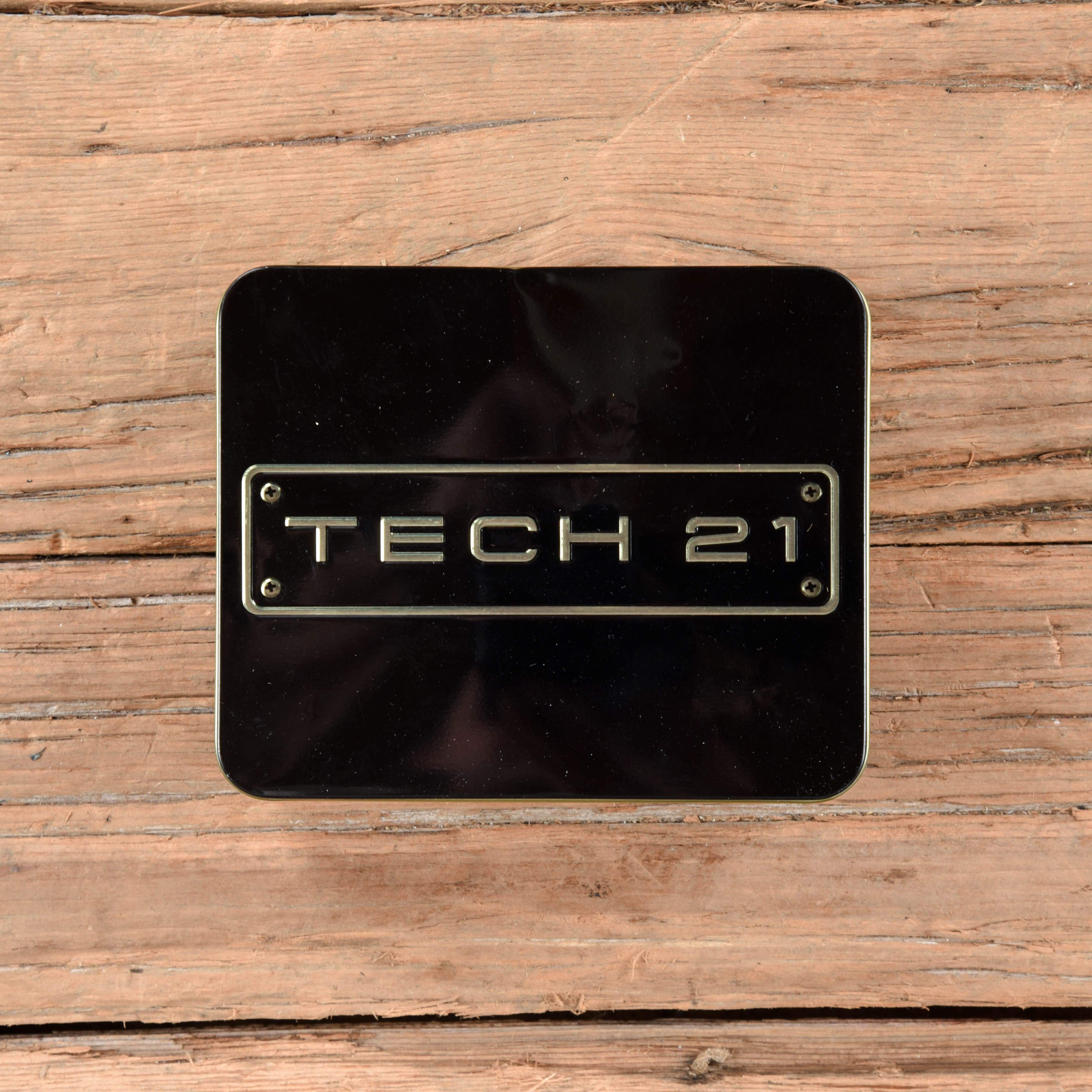 Tech 21 Geddy Lee YYZ Signature SansAmp Bass Drive – Chicago Music Exchange