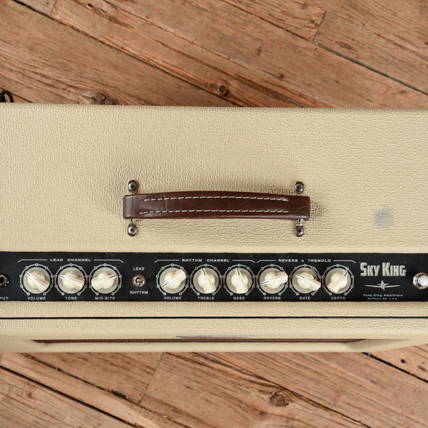 Tone King Sky King 2-Channel 35-Watt 1x12" Guitar Combo – Chicago Music ...