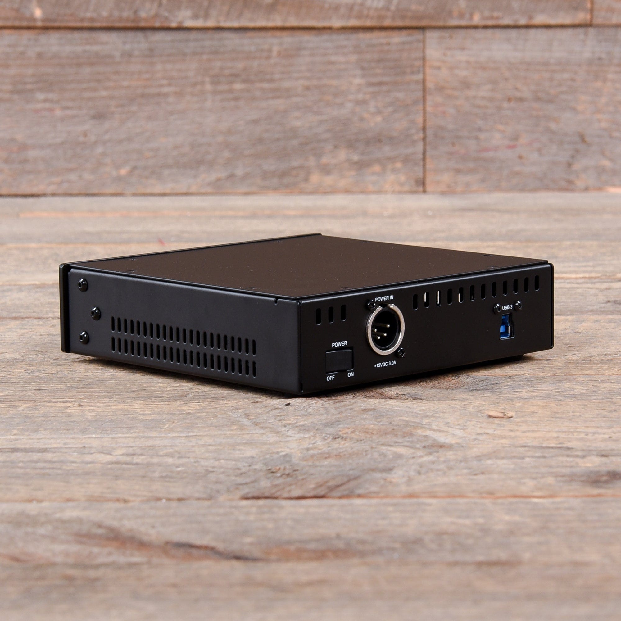 Universal Audio UAD-2 Satellite USB OCTO Core – Chicago Music Exchange