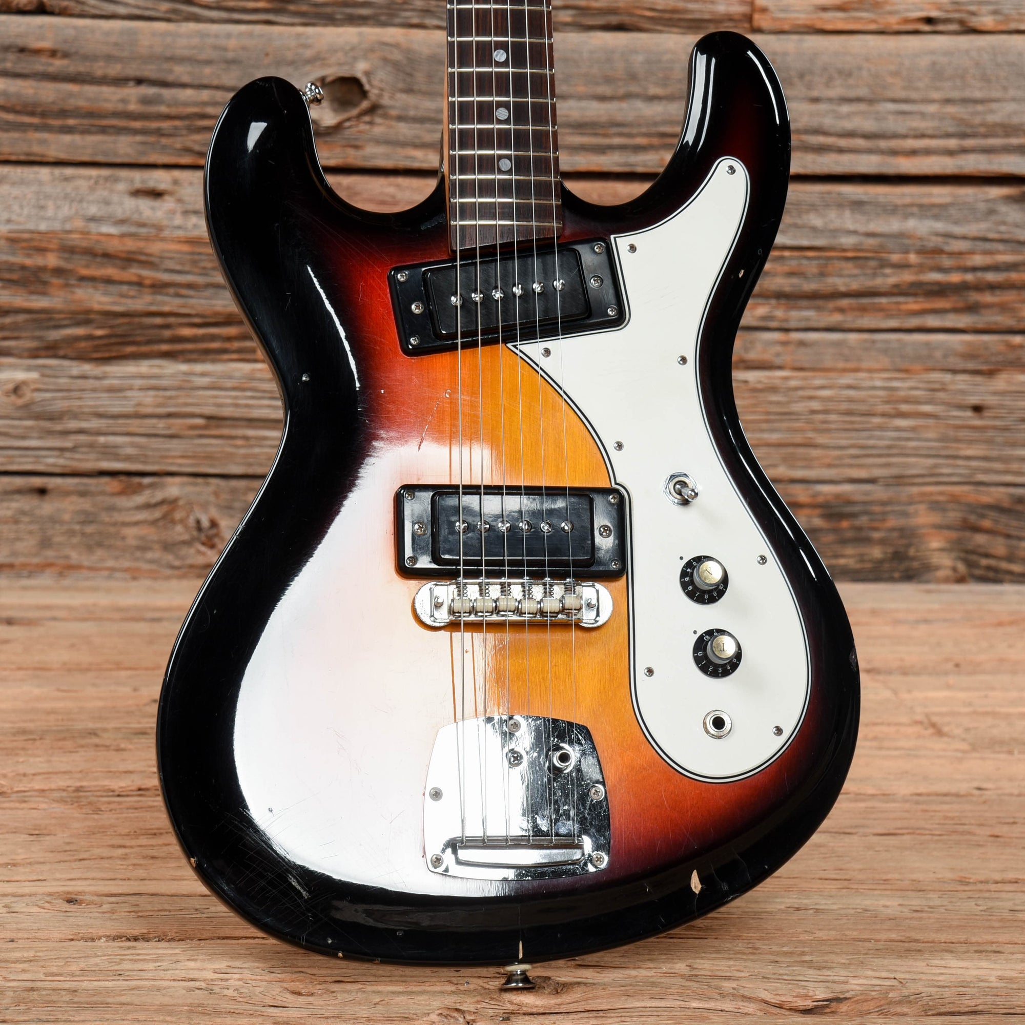 Univox Hi-Flier Phase II Sunburst 1970s – Chicago Music Exchange