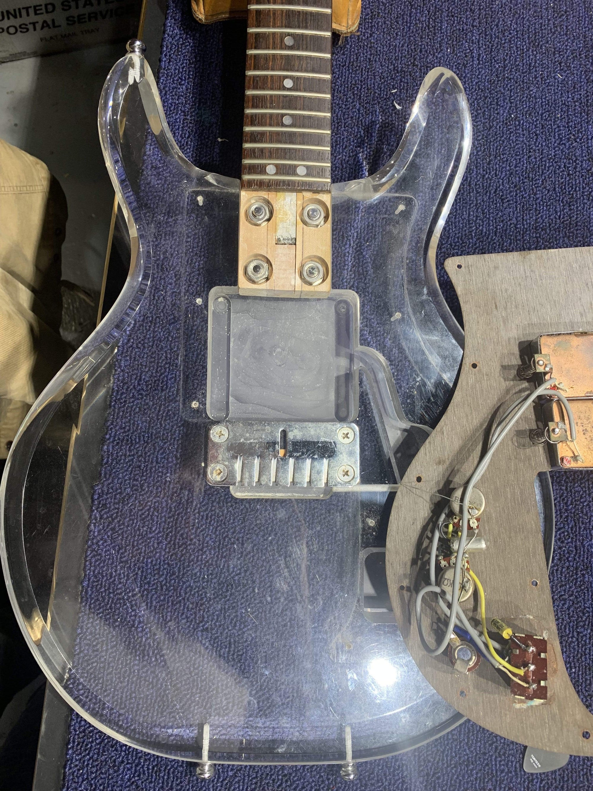 Univox Lucite Guitar Acrylic 1970s – Chicago Music Exchange