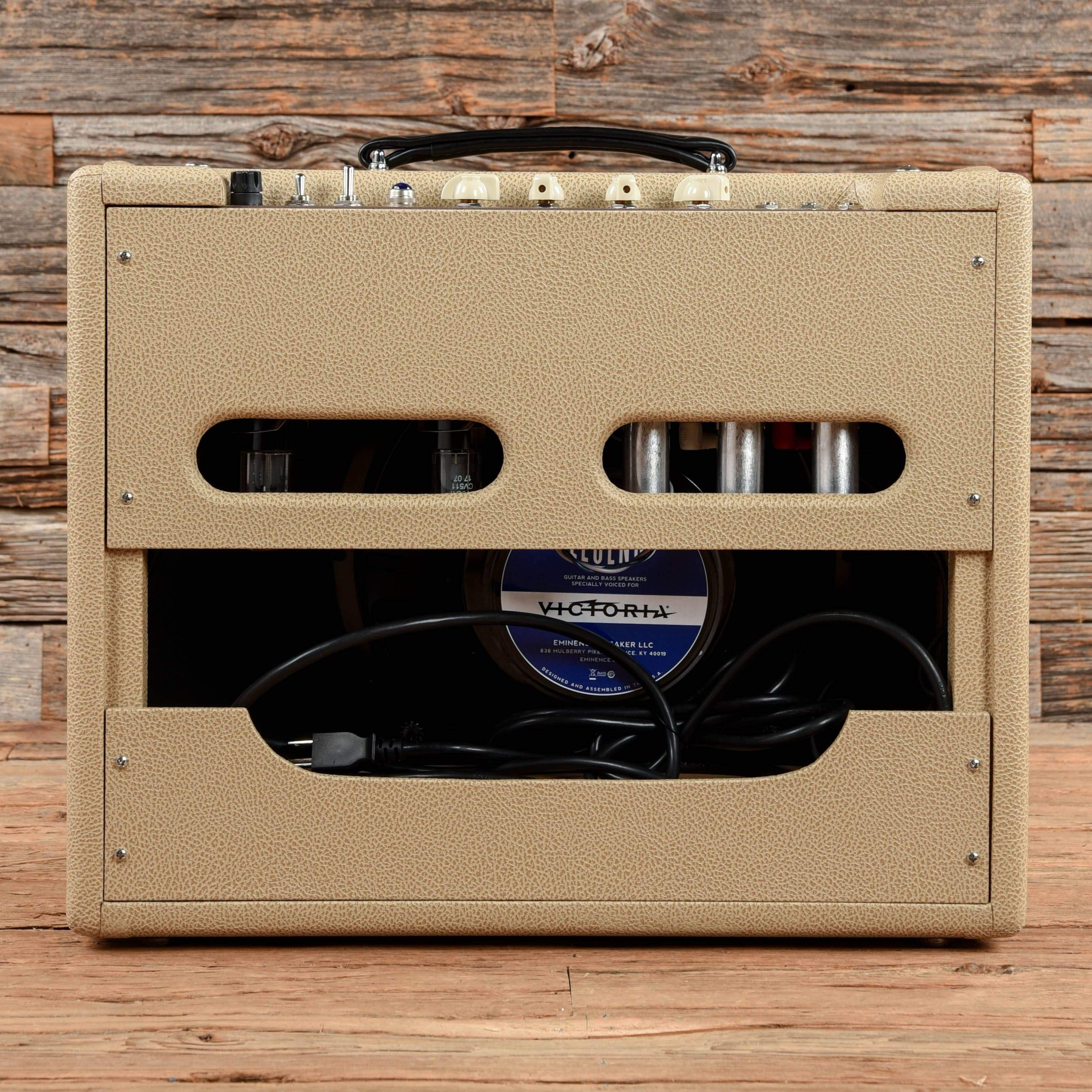 Victoria Vicky Verb Jr. – Chicago Music Exchange