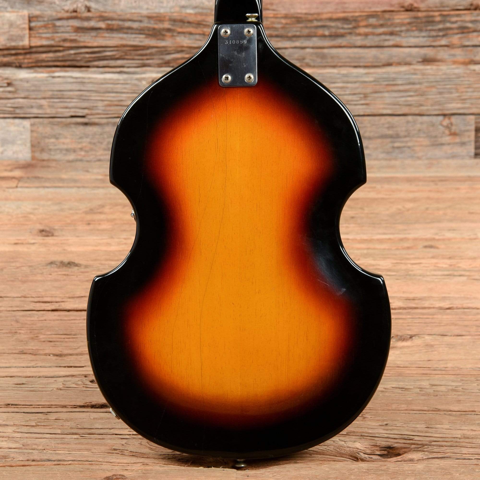 Vox Violin Bass Sunburst 1960s – Chicago Music Exchange