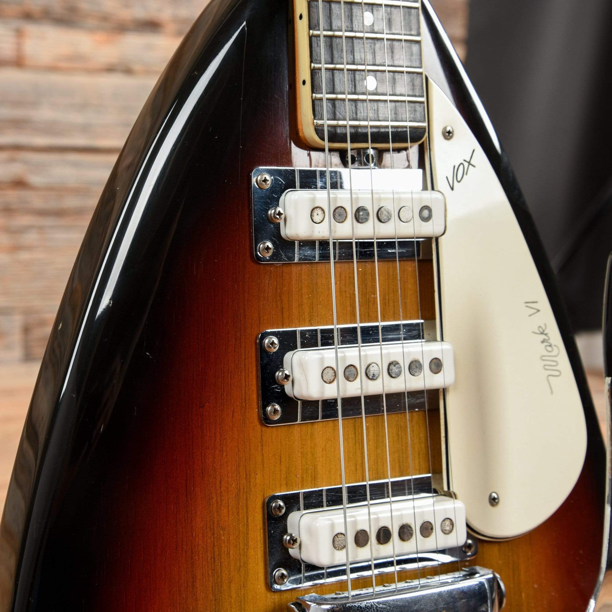 Vox Mark VI Sunburst 1960s – Chicago Music Exchange
