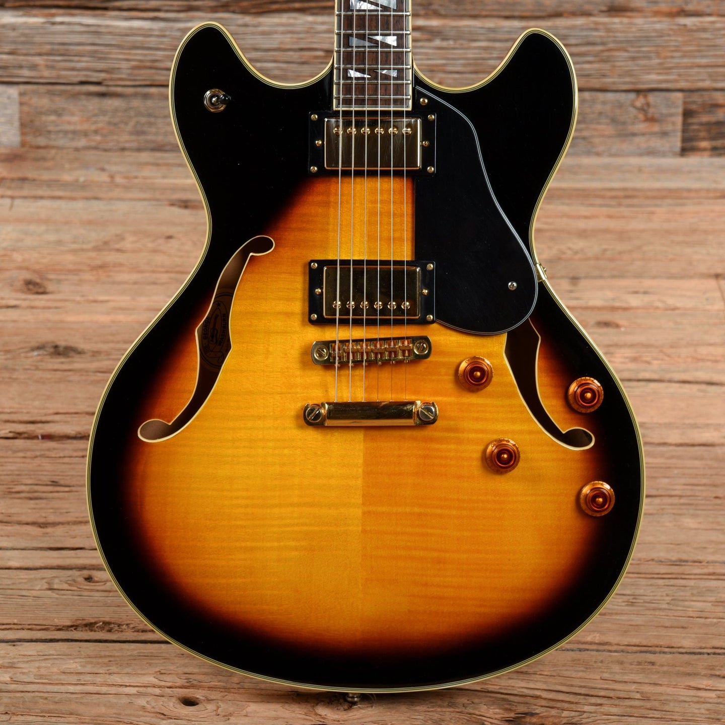 Washburn HB-35S Sunburst 1994 – Chicago Music Exchange