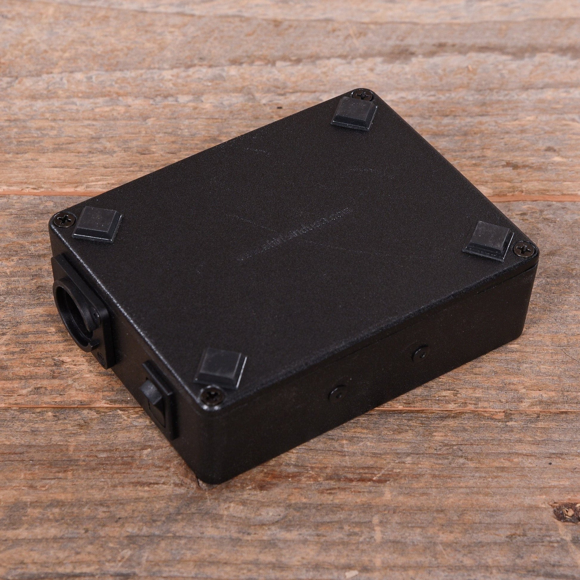 Whirlwind Director TRHLM Direct Box – Chicago Music Exchange