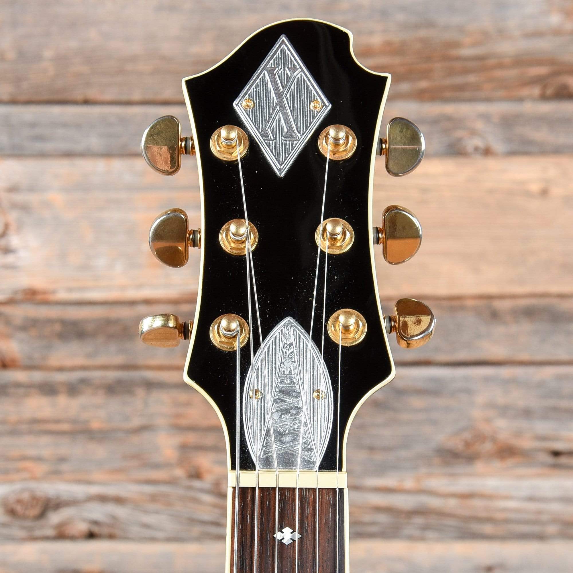 Xaviere XV-110 Pearl 2005 – Chicago Music Exchange