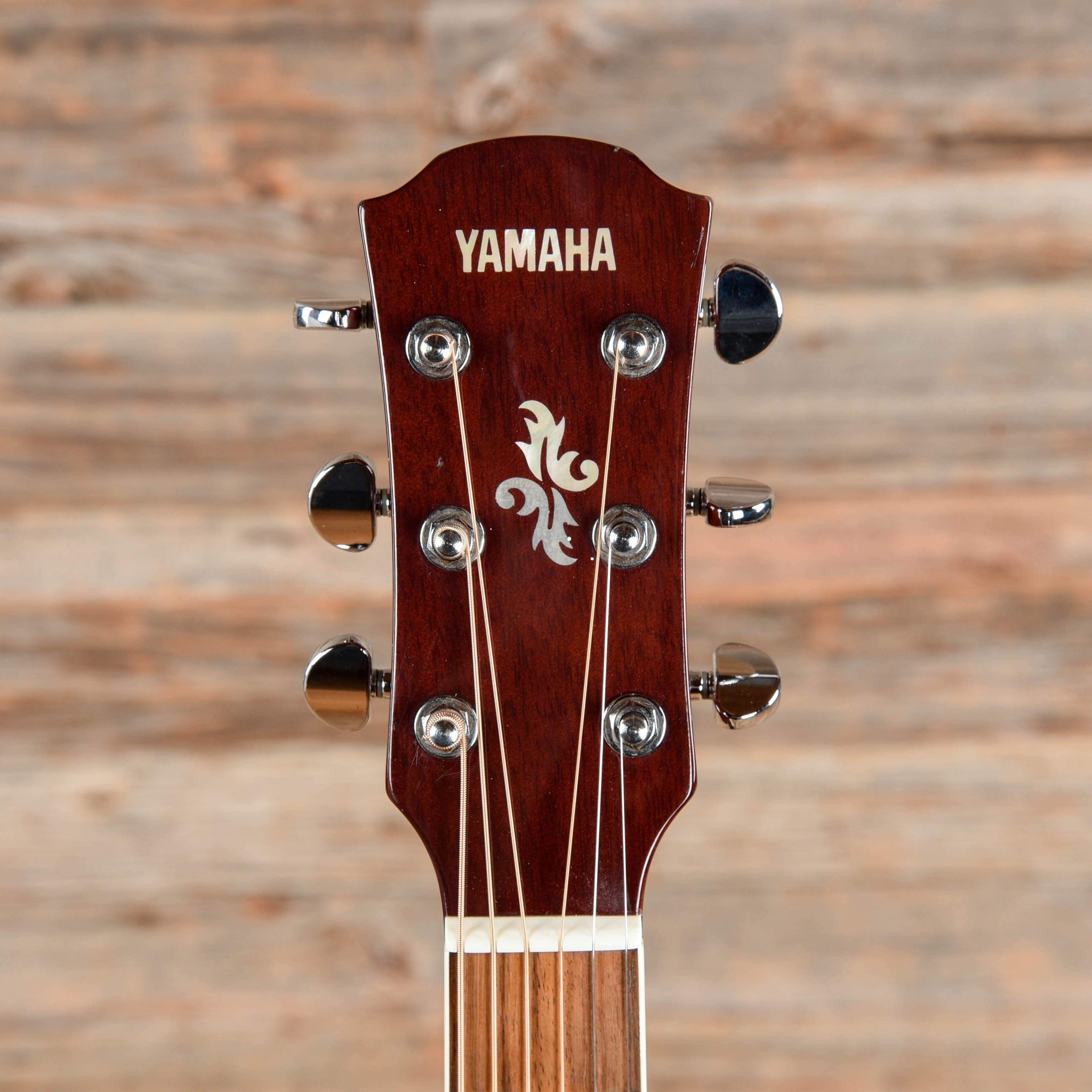 Yamaha APX500 Natural – Chicago Music Exchange