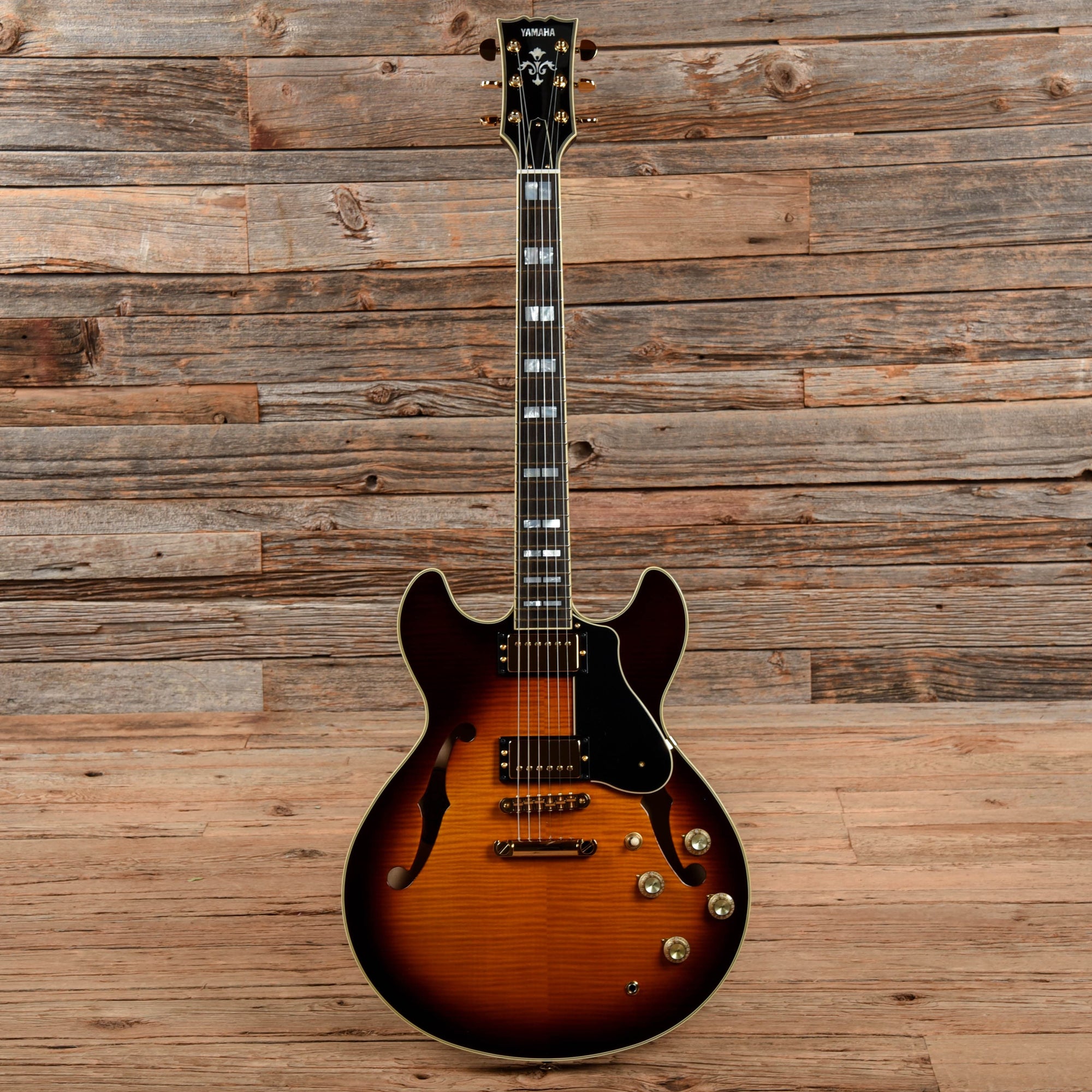 Yamaha SA2200 Sunburst 2022 – Chicago Music Exchange