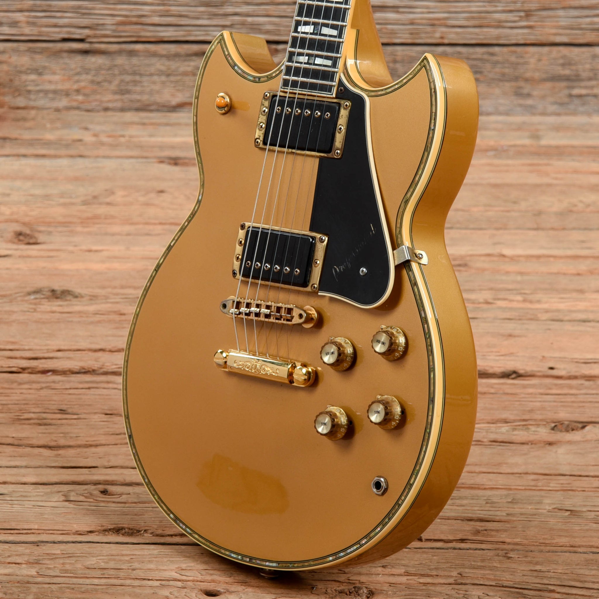 Yamaha SG-3000 Gold 1982 – Chicago Music Exchange