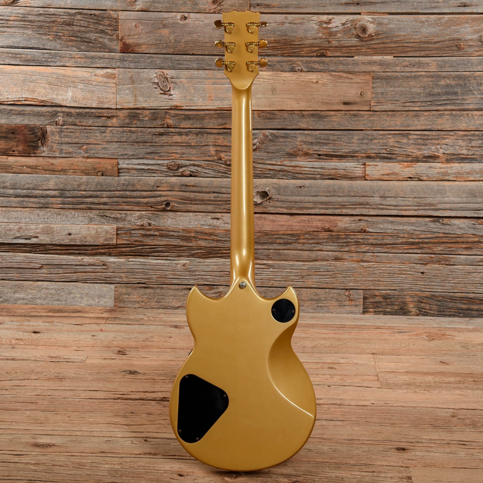 Yamaha SG-3000 Gold 1982 – Chicago Music Exchange