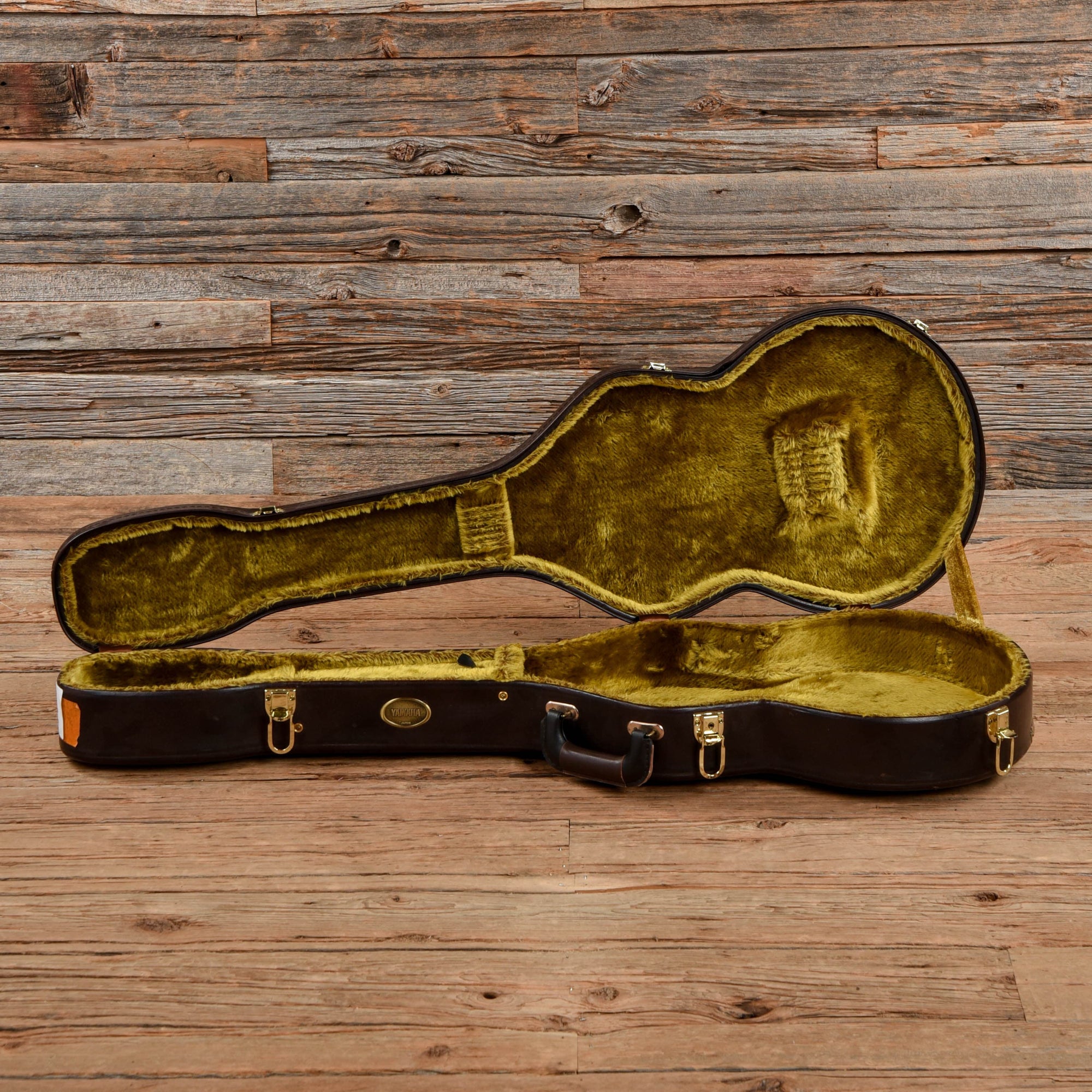 Yamaha SG-3000 Gold 1982 – Chicago Music Exchange